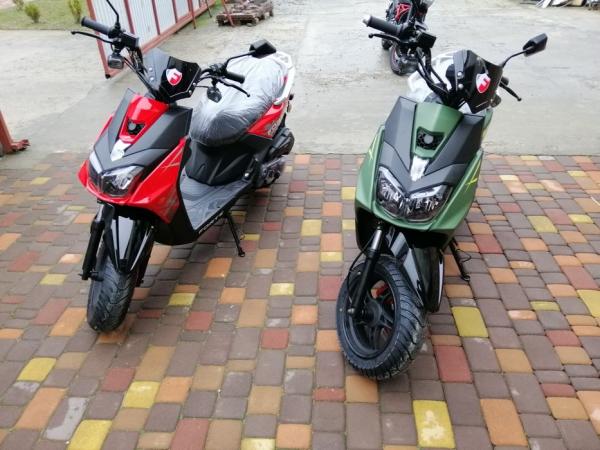 Скутер двомісний Forte BWS 150 купить в интернет-магазине Motobi